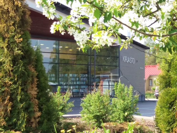 Henkilökunta ja yhteystiedot - Lumijoki